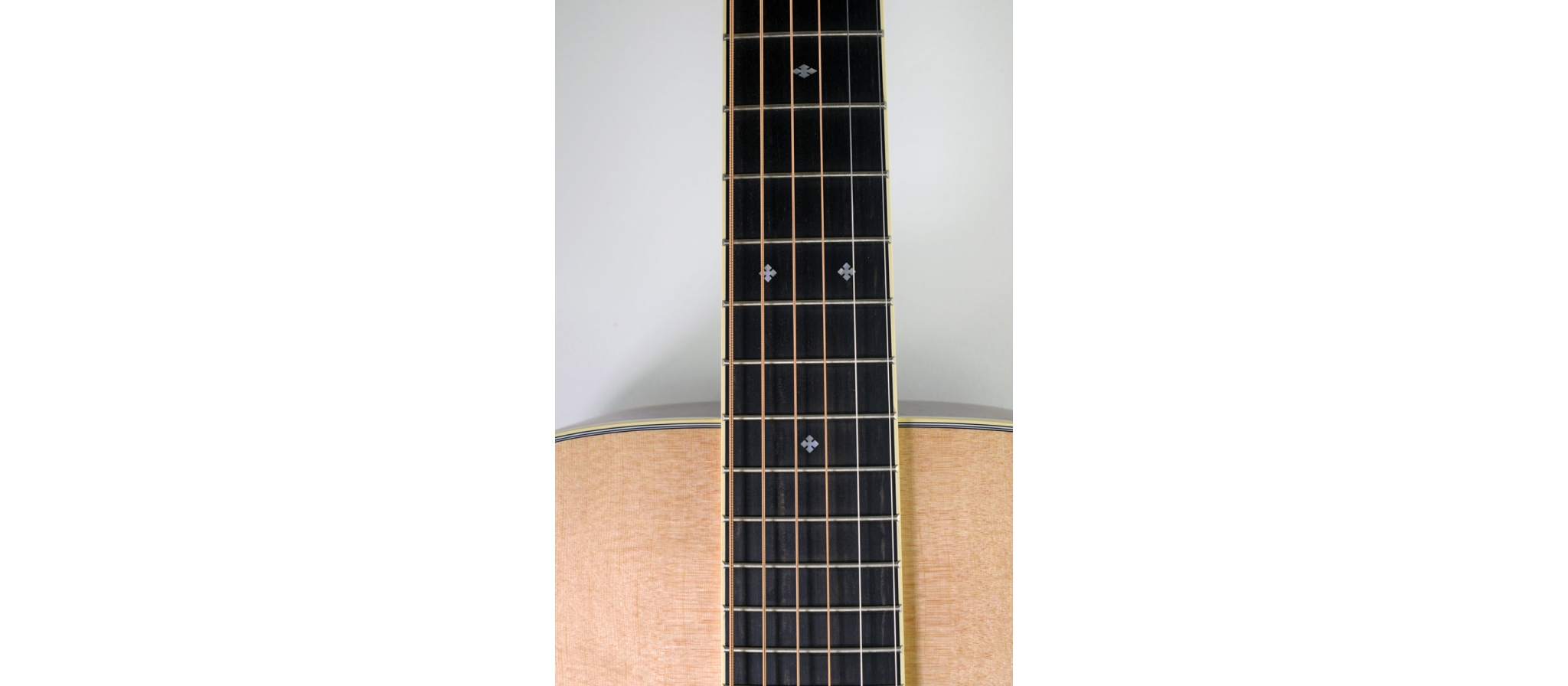 Martin OME Cherry special edition