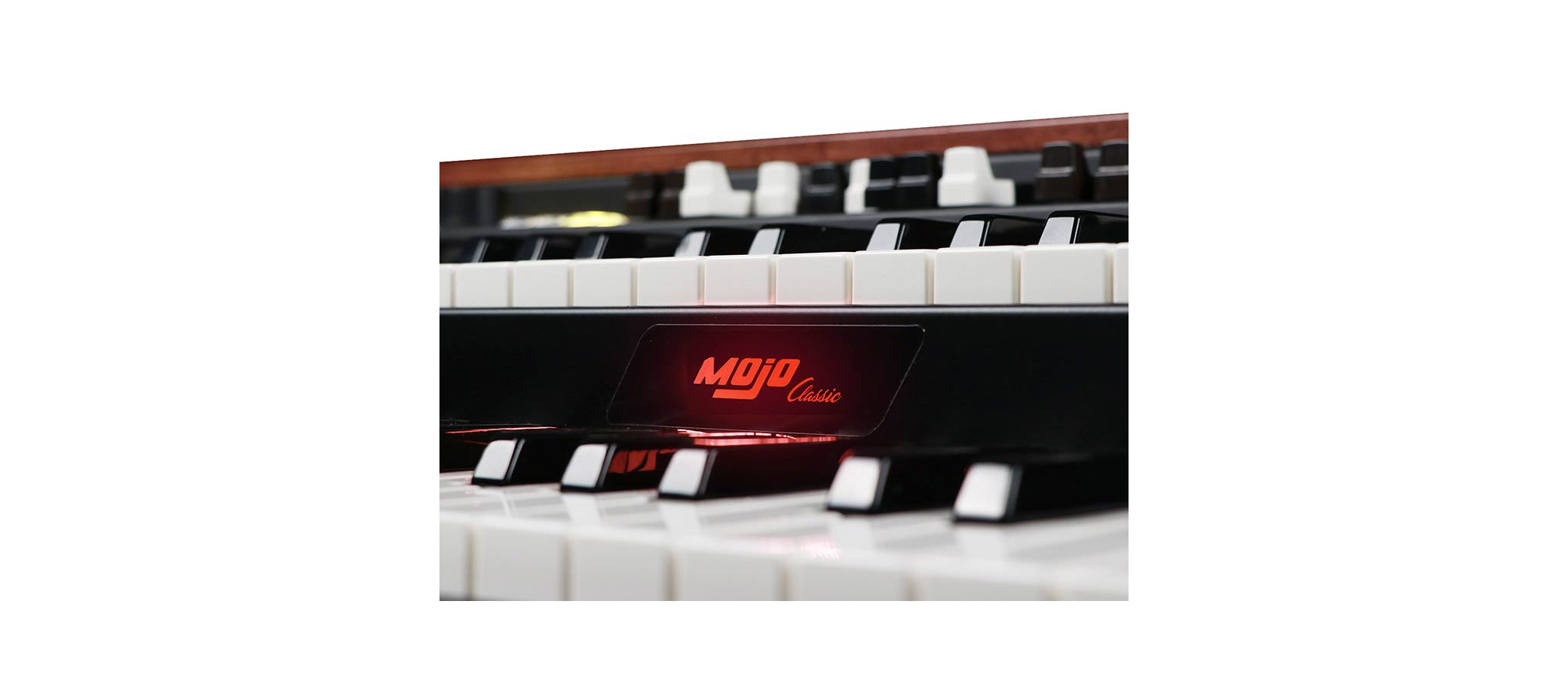 Crumar Classic | Virtual Tonewheel Organ | Dijkmanmuziek
